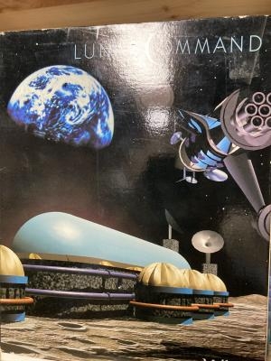 月球指揮 – 遊戲内參